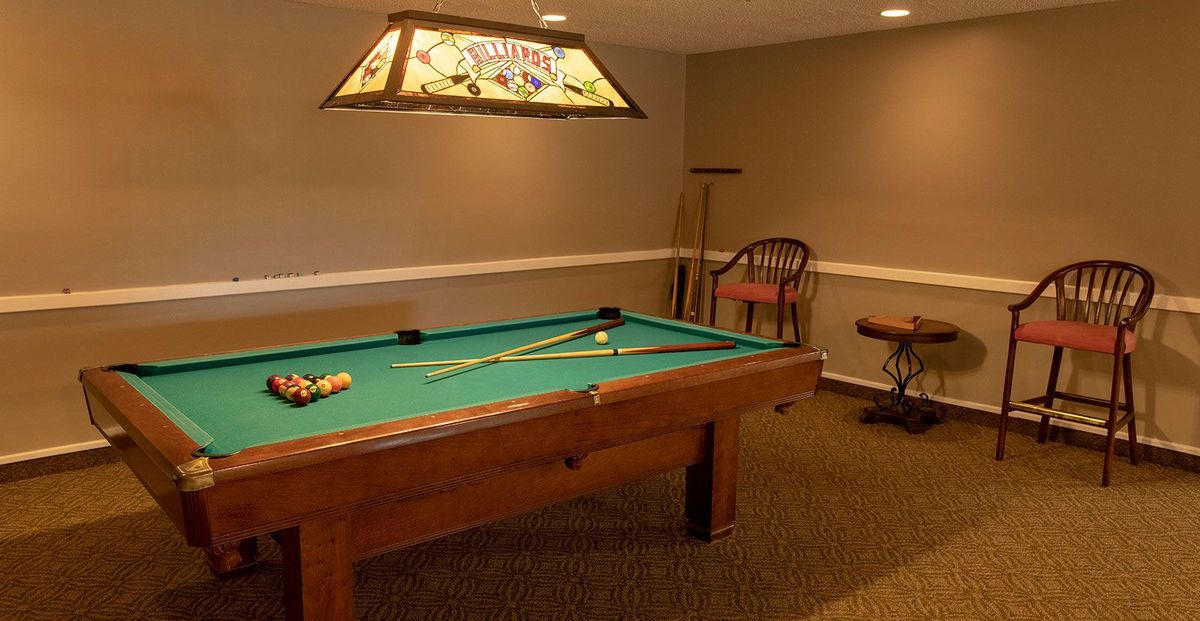 Holiday Forsyth Court (UPDATED) - Get Pricing, See 9 Photos & Read ...