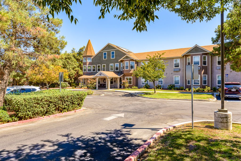 Merced Senior Living (UPDATED) - Get Pricing, See 24 Photos & See Floor ...