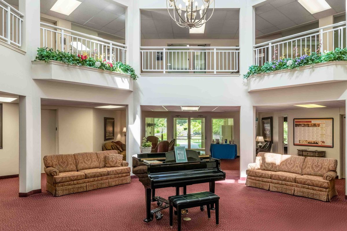 Holiday Devonshire Estates (UPDATED) - Get Pricing, See 43 Photos & See ...