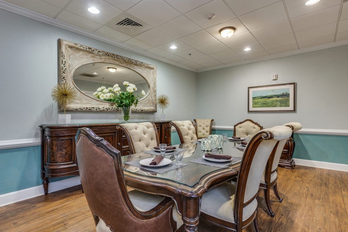 Chatham Ridge Assisted Living (UPDATED) - Get Pricing, See 33 Photos ...