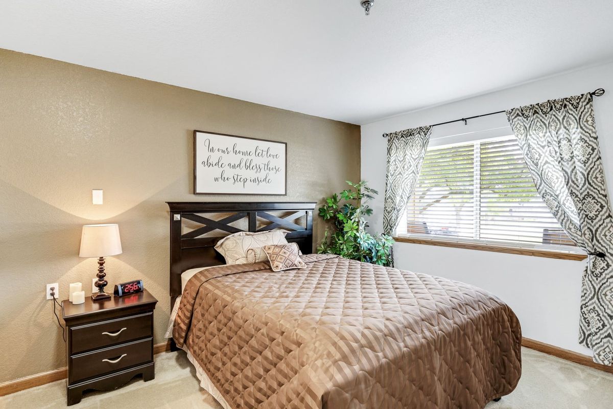 Holiday Blair House (UPDATED) - Get Pricing, See 43 Photos, Read ...