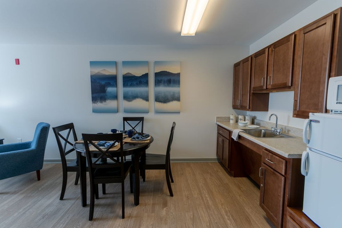 Oasis at 56Th (UPDATED) - Get Pricing, See 27 Photos & See Floor Plans ...
