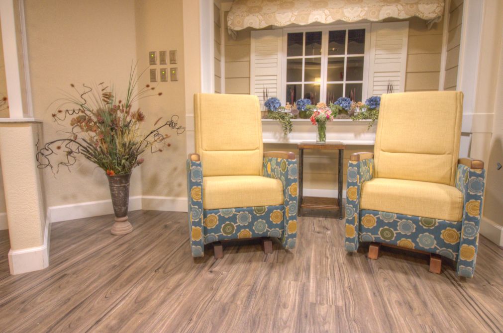 Golden Pond (UPDATED) - Get Pricing, See 21 Photos & Read Reviews in ...