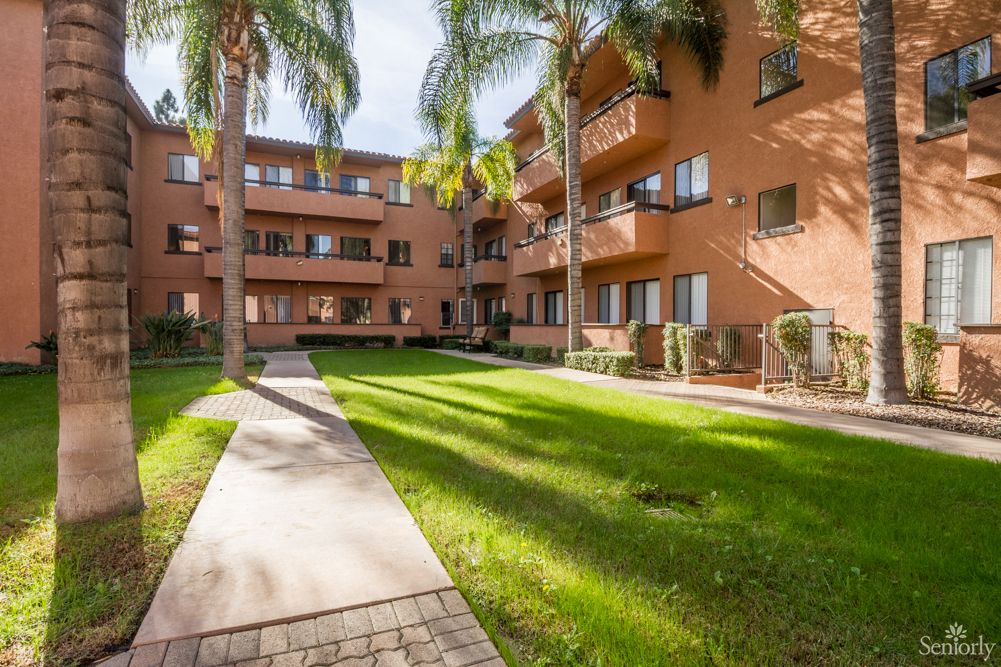 Montclair Royale Senior Living (UPDATED) - Get Pricing, See 37 Photos ...