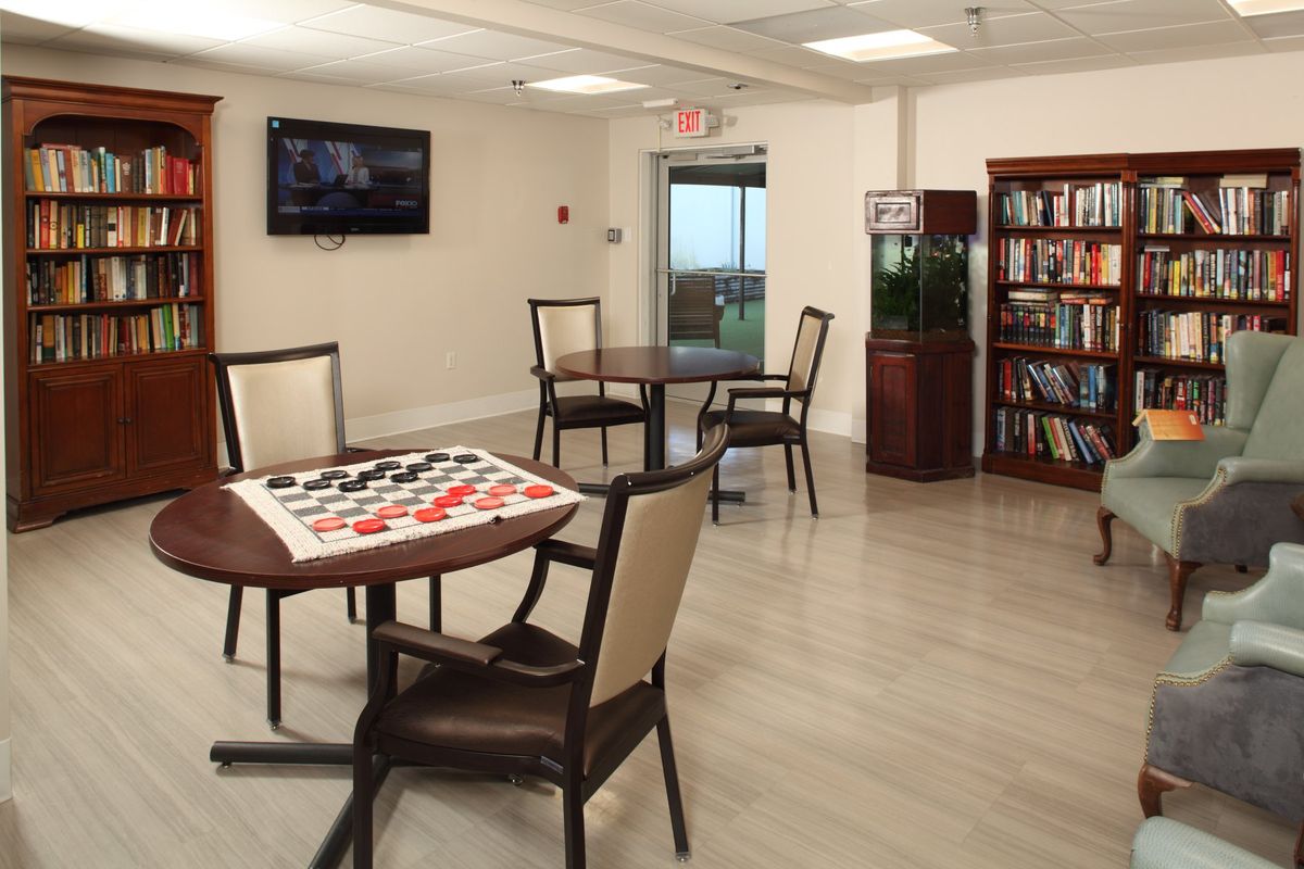 Springhill Senior Residence (UPDATED) - Get Pricing, See 9 Photos ...