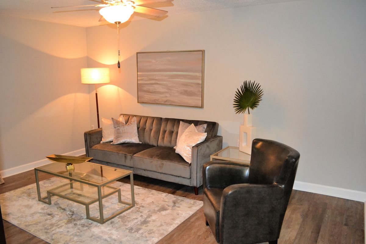 Independence Village Naperville (UPDATED) - Get Pricing, See 24 Photos ...