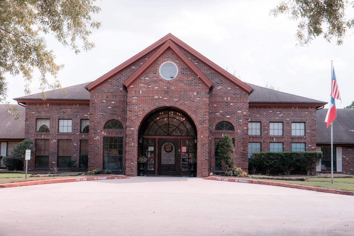 Regency Village (UPDATED) - Get Pricing, See 6 Photos & Read Reviews in ...