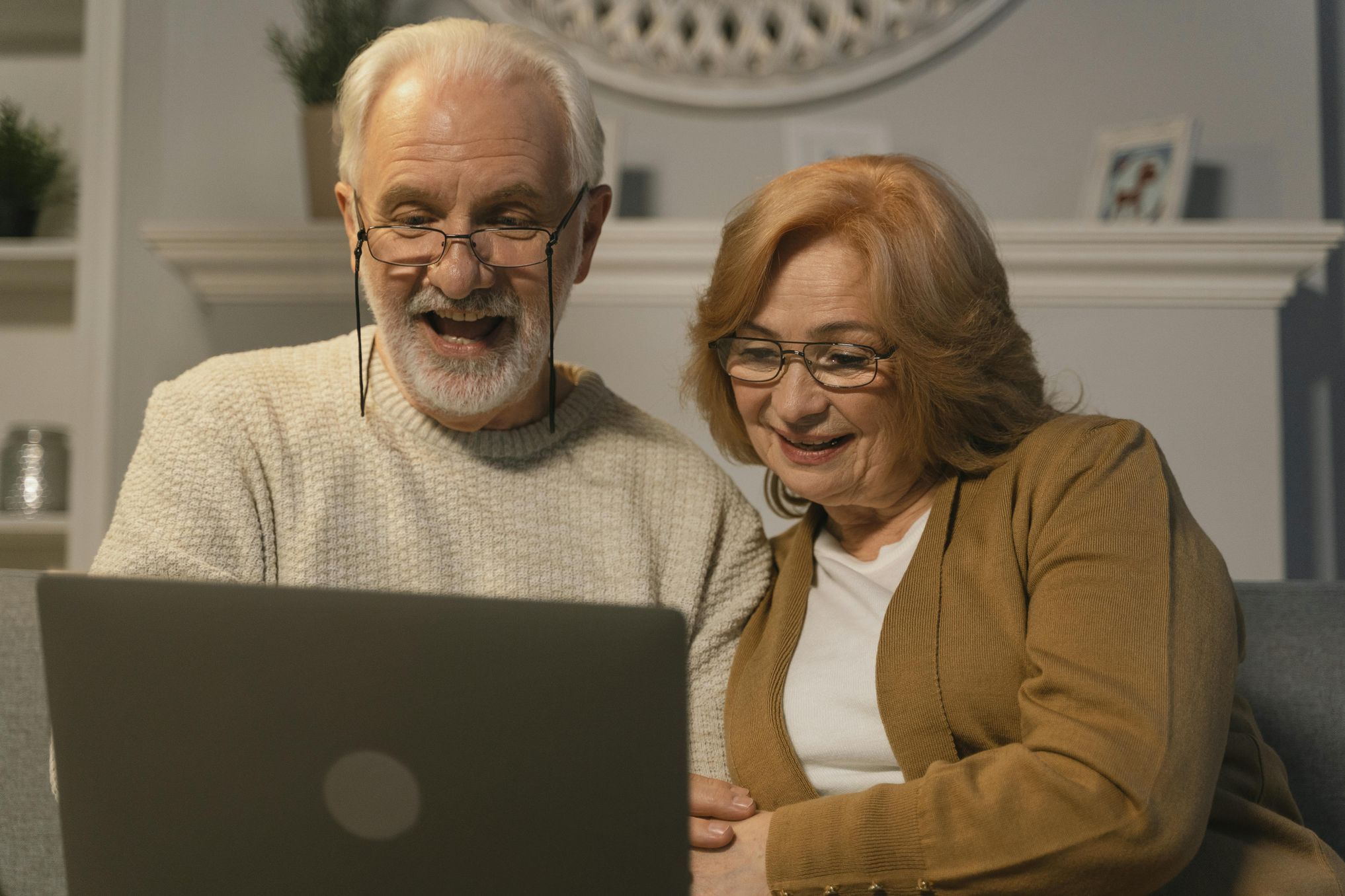 Alcohol & Assisted Living: Everything You Need to Know