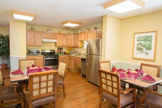 Benchmark Senior Living At Nashua Crossings (UPDATED) - Get Pricing ...