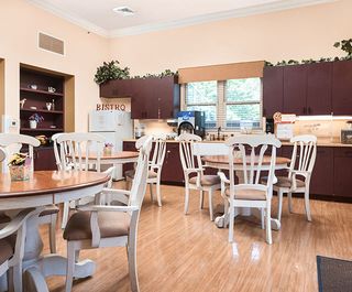 Spring Oak of Berlin (UPDATED) - Get Pricing & See 30 Photos in Berlin, NJ