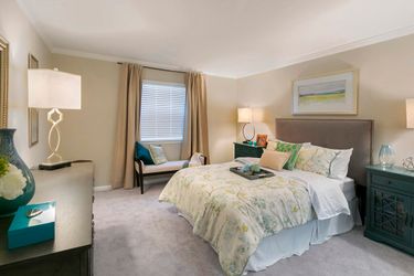 Laurel Circle (UPDATED) - Get Pricing, See 53 Photos & See Floor Plans ...