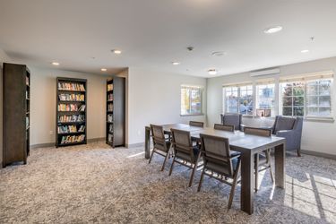 Holiday Kittery Estates (UPDATED) - Get Pricing, See 51 Photos & See ...