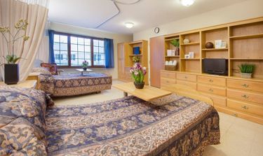 Avon Health & Rehabilitation Center (UPDATED) - Get Pricing & See 32 ...