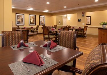Charter Senior Living Of Danvers (UPDATED) - Get Pricing, See 18 Photos ...