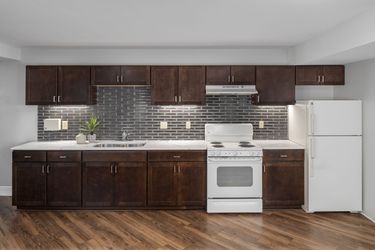 Hart Park Square Senior Living (UPDATED) - Get Pricing, See 33 Photos ...