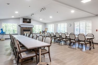 Holiday Cedar Ridge (UPDATED) - Get Pricing, See 41 Photos & See Floor ...