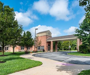 Spring Oak of Berlin (UPDATED) - Get Pricing & See 30 Photos in Berlin, NJ