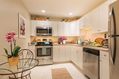 Fox Run (UPDATED) - Get Pricing, See 15 Photos & Read Reviews in Novi, MI