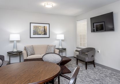 Holiday Cedar Ridge (UPDATED) - Get Pricing, See 41 Photos & See Floor ...