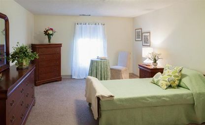 Langdon Place Of Exeter (UPDATED) - Get Pricing & See 4 Photos in ...
