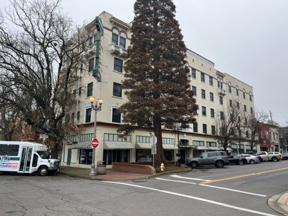The Evergreen Inn At Vancouver (UPDATED) - Get Pricing & See 7 Photos ...