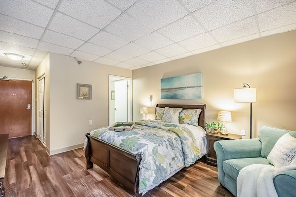 The 20 Best Assisted Living Facilities in Largo, FL | Seniorly