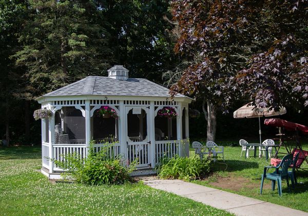 The 20 Best Assisted Living Facilities in Warwick, RI | Seniorly