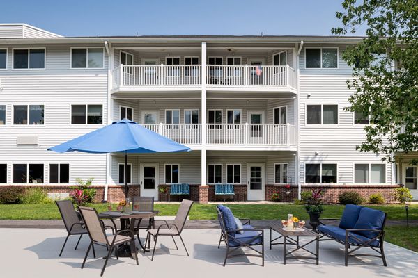 The 20 Best Assisted Living Facilities in Warwick, RI | Seniorly