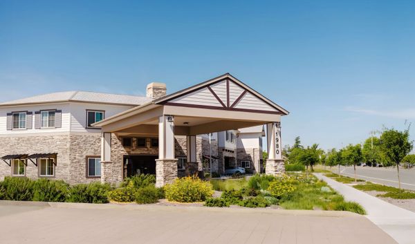 The 20 Best Assisted Living Facilities in Santa Rosa, CA | Seniorly