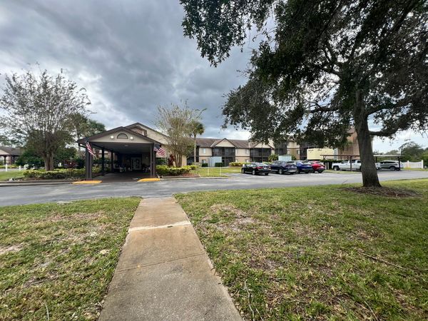 The 20 Best Assisted Living Facilities in Pasco County, FL | Seniorly