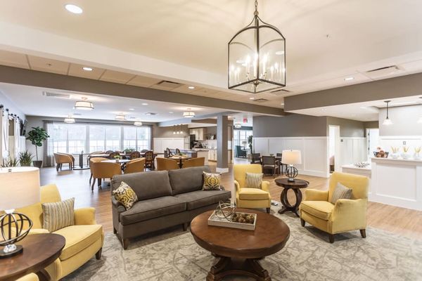 The 20 Best Assisted Living Facilities in Akron, OH | Seniorly