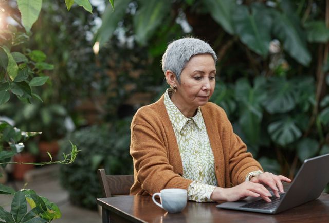 Retirement Home Senior Living Resources & FAQs | Seniorly