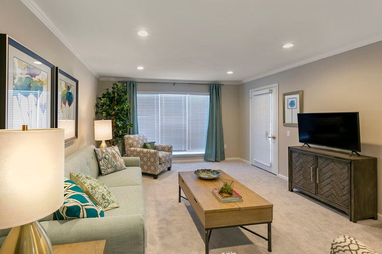 Laurel Circle (UPDATED) - Get Pricing, See 53 Photos & See Floor Plans ...
