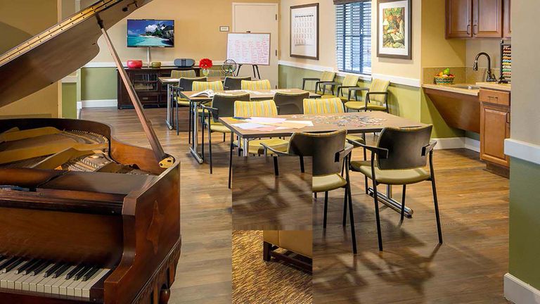 Atria Hillcrest (UPDATED) - Get Pricing, See 25 Photos, Read Reviews ...