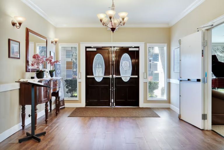 Apple Ridge Assisted Living - Get Pricing & See 57 Photos in Sacramento, CA