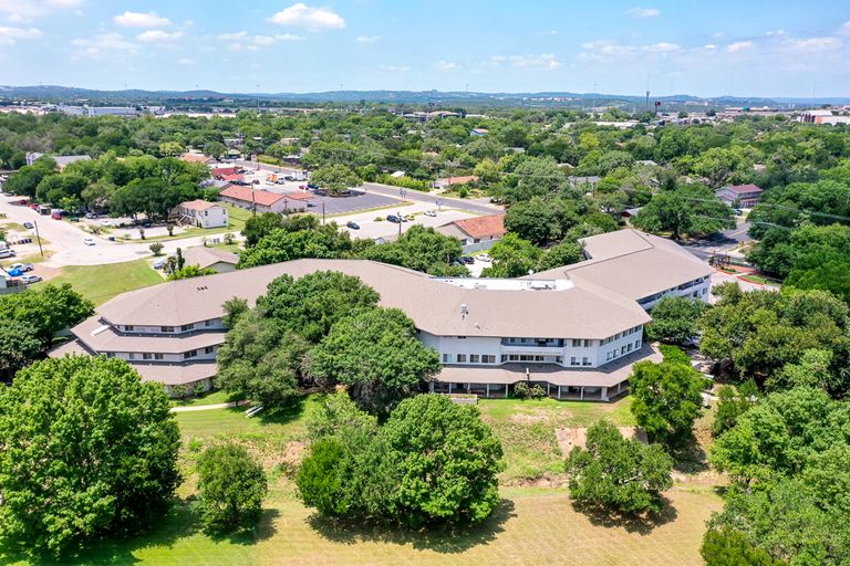 Solstice Senior Living at Austin (UPDATED) - Get Pricing, See 60 Photos ...