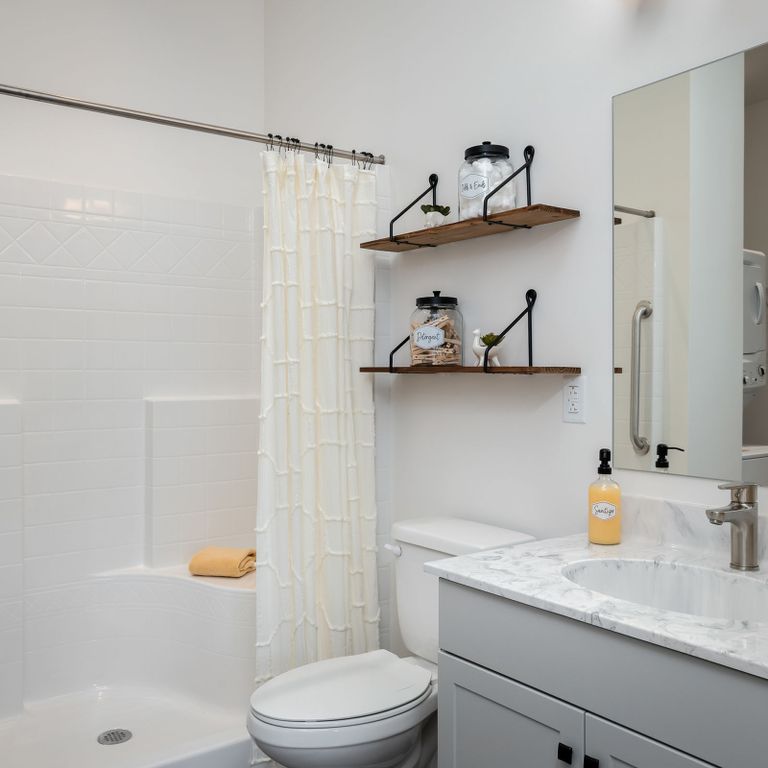 Novel Place Senior Living - Overland Park - Get Pricing, See 43 Photos ...