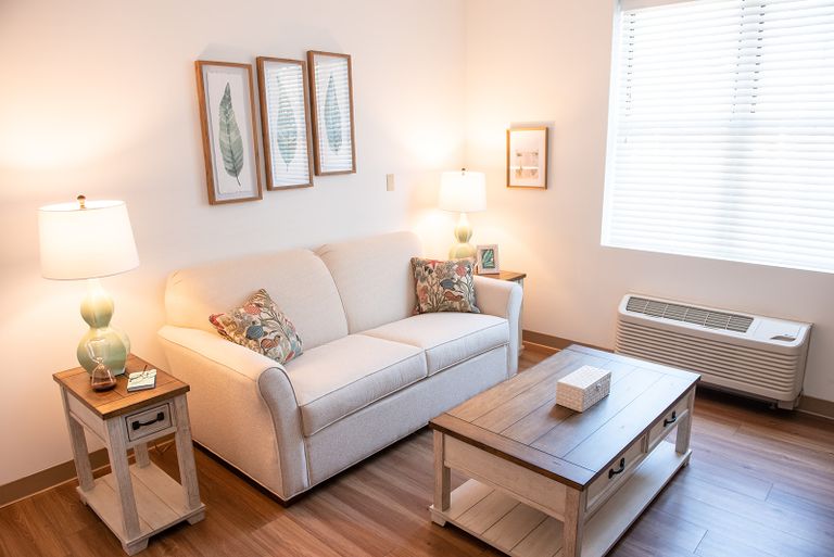 Commonwealth Senior Living at Cedar Manor (UPDATED) - Get Pricing, See ...