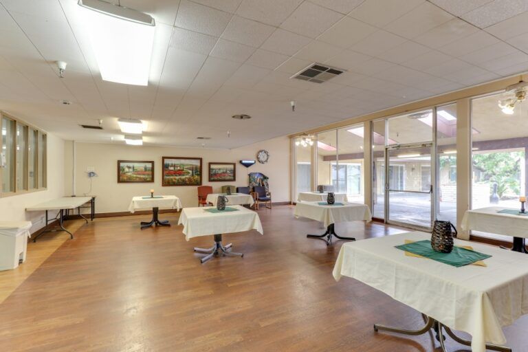 Golden Merced Care Center (UPDATED) - Get Pricing & See 6 Photos in ...
