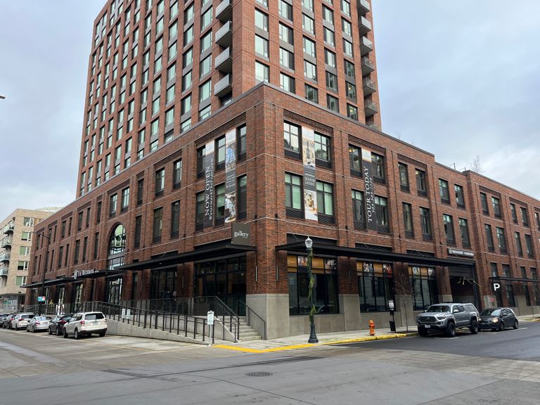 The Watermark At The Pearl - Get Pricing, See 8 Photos, Read Reviews ...