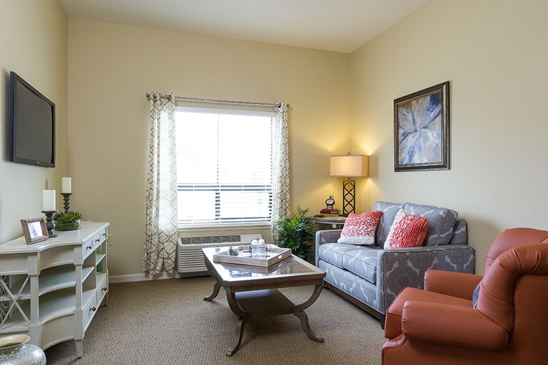 Shavano Park Senior Living (UPDATED) - Get Pricing, See 26 Photos ...